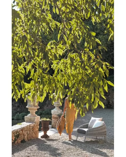 KALIFE Round Lounge Chair